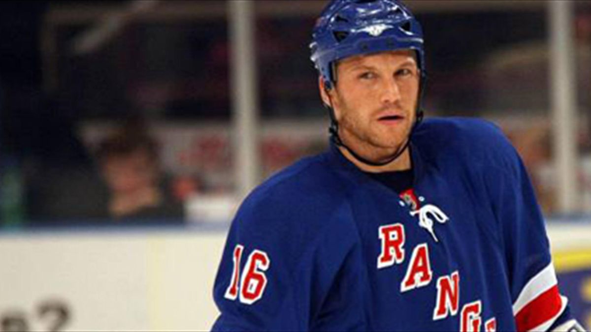 Avery signs for Stars - Eurosport