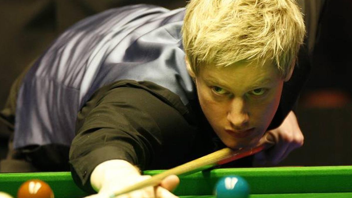 Robertson safely through - Eurosport