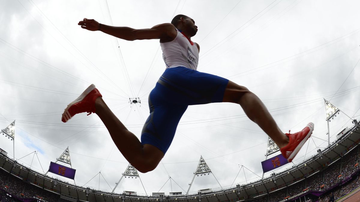 Compaoré dans le coup - Eurosport