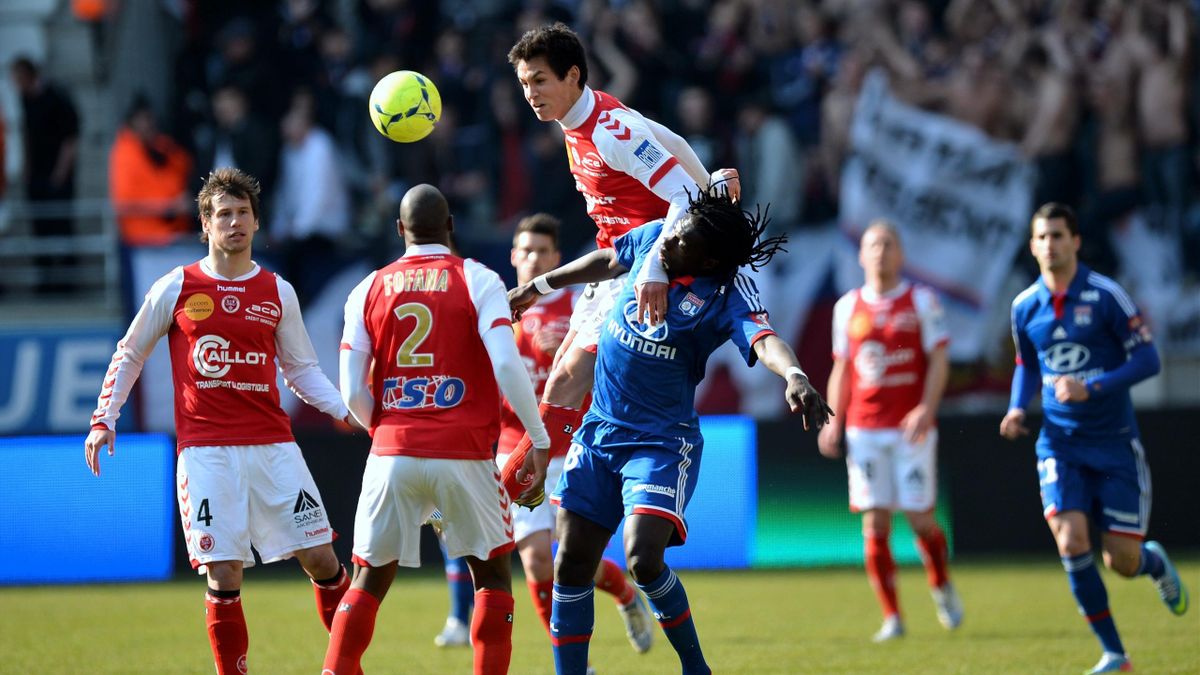Battu à Reims (1-0), l'OL (4e) laisse sa place sur le podium à l'ASSE ...