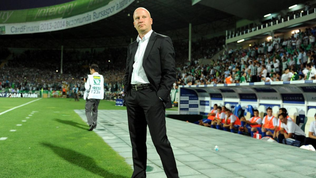 Nikolic takes over from Rasovic as Partizan coach - Eurosport