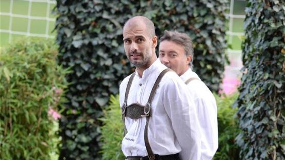 Guardiola se viste de bávaro por primera vez - Eurosport