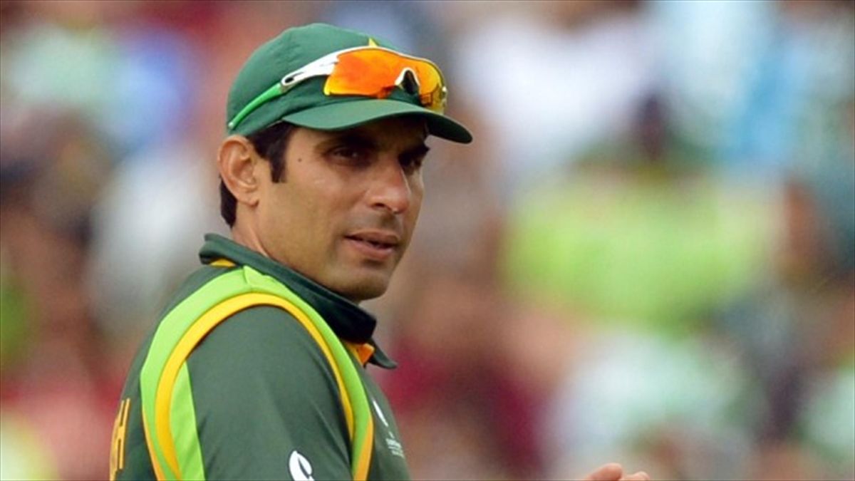 Pakistans Misbah To Retire From Odis After World Cup Eurosport