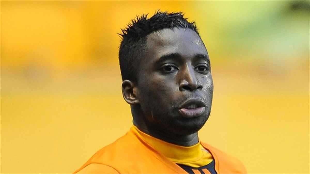 Wolves return to promotion places - Eurosport