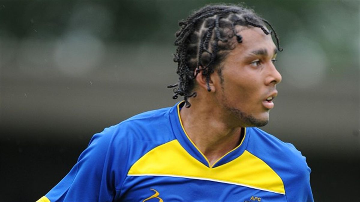 Fenlon makes Ross move - Eurosport