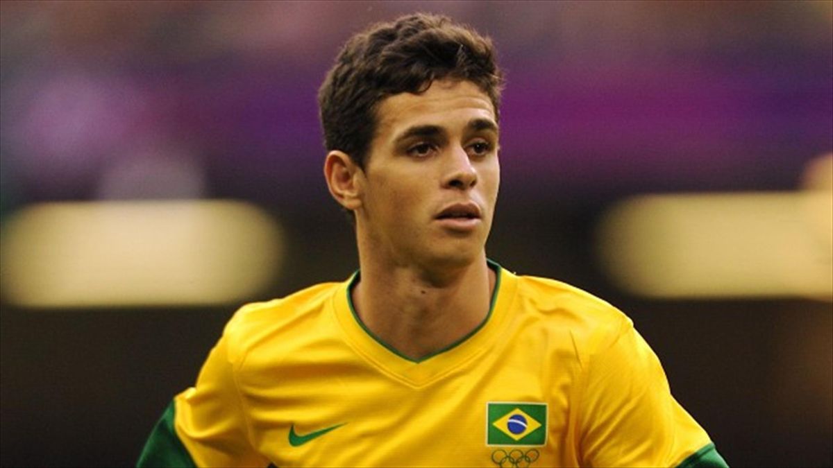 Oscar Football Player