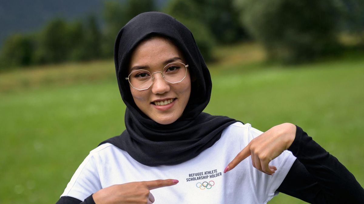 Chi è Masomah Ali Zada, la ciclista afgana a capo del team rifugiati ...