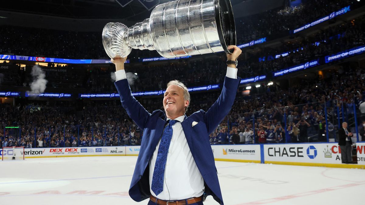 Jon Cooper von den Tampa Bay Lightning coacht Kanada bei Olympia 2022 ...