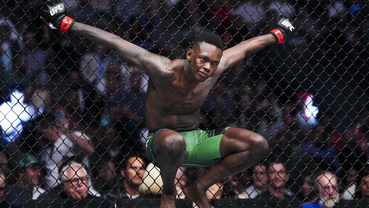 Israel Adesanya, la superstar UFC che ama gli anime e la WWE: come è ...