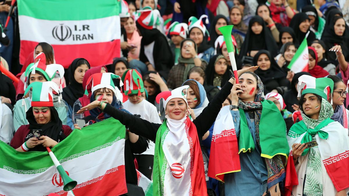 Iran - Kambodża 14:0. Kobiety pierwszy raz od 40 lat na trybunach w ...