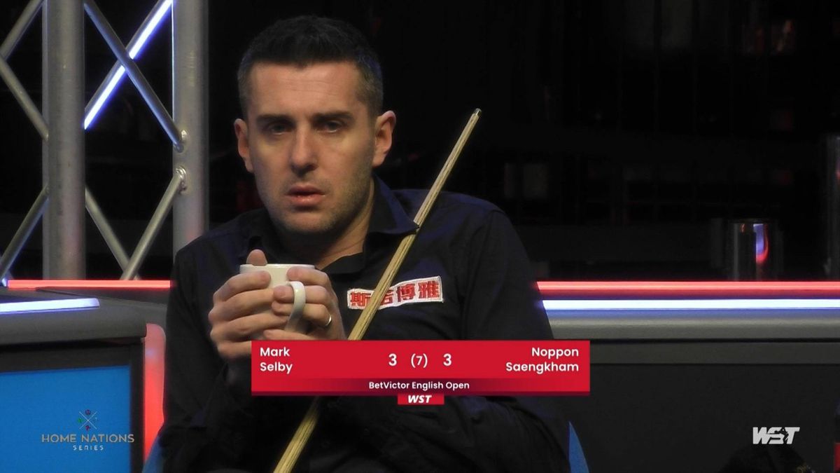 English Open. Nietypowa sytuacja w meczu Mark Selby - Noppon Saengkham ...