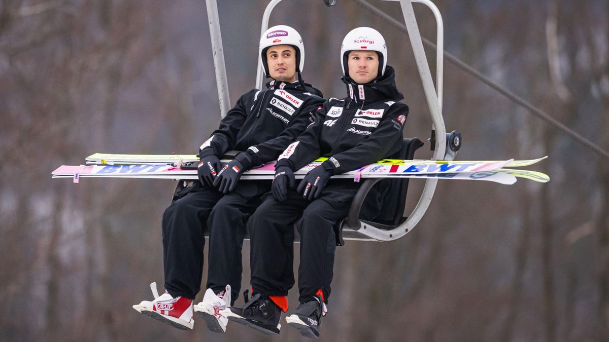 Skoki narciarskie 2023. Maciej Kot i Andrzej Stękała w rozmowie z ...
