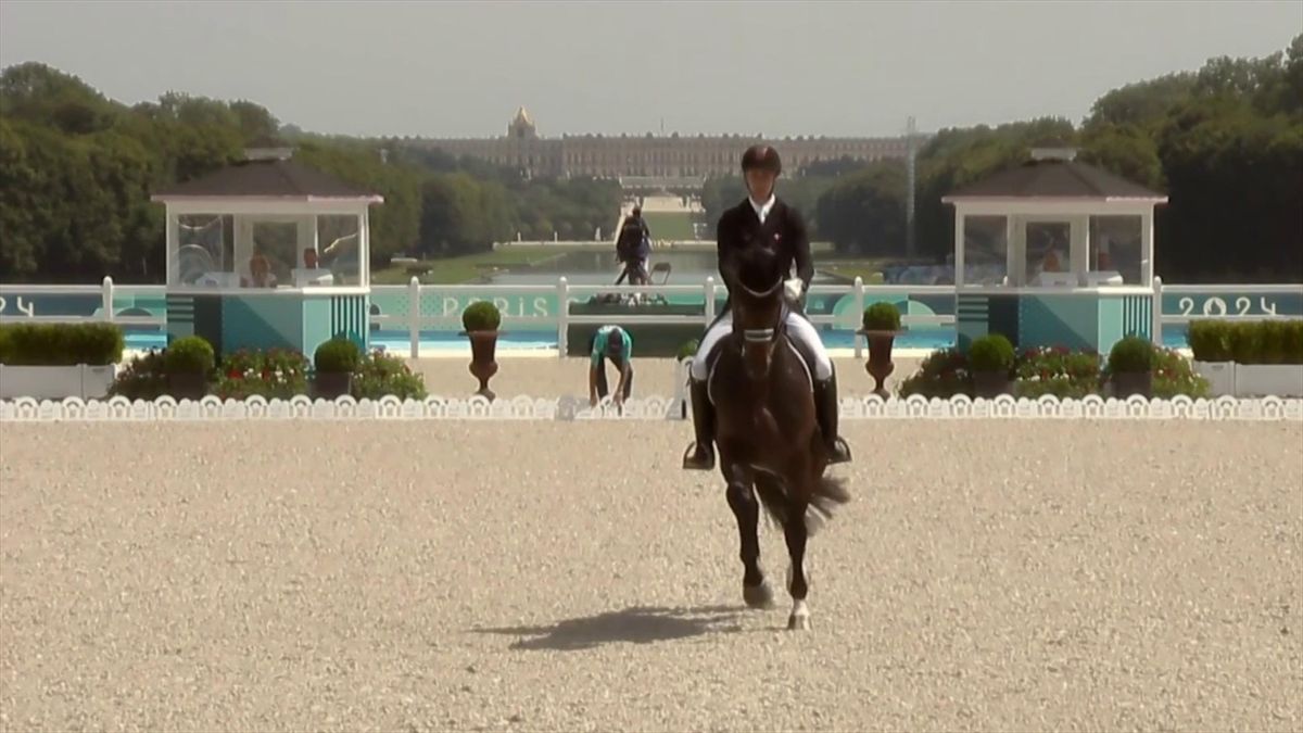 Dressur bei Olympia 2024: So lief Tag eins der Qualifikation - Frederic ...