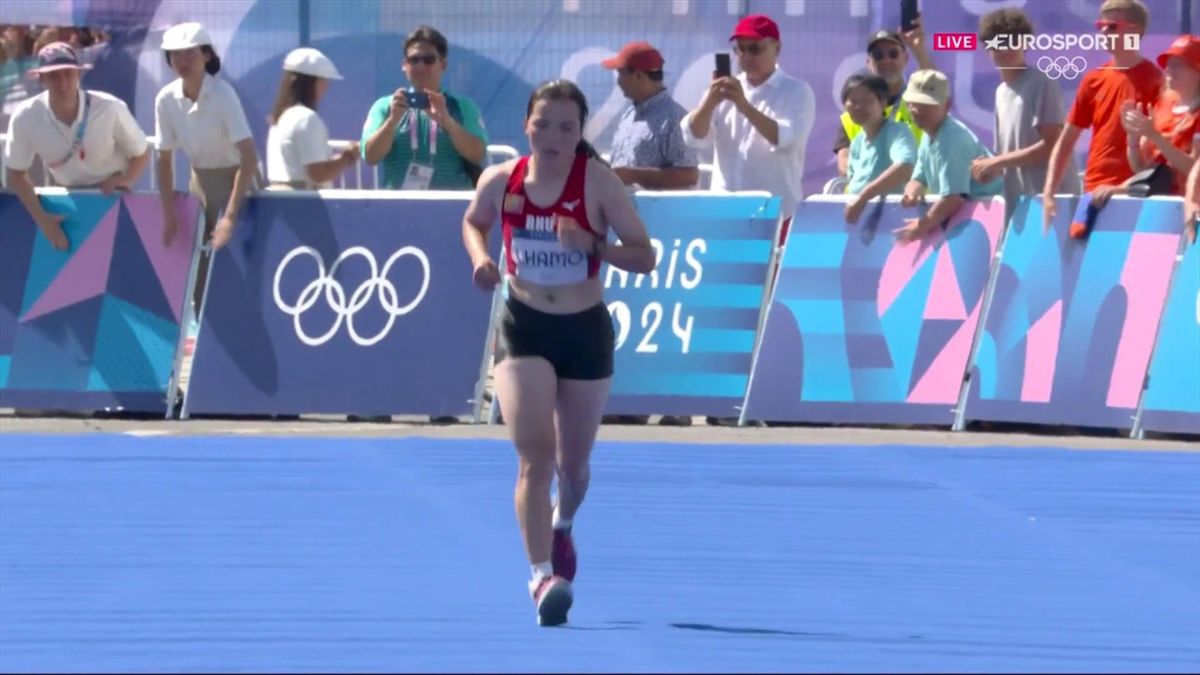 Paris 2024 | Britse atlete loopt marathon uit met gebroken been - "Ik ...