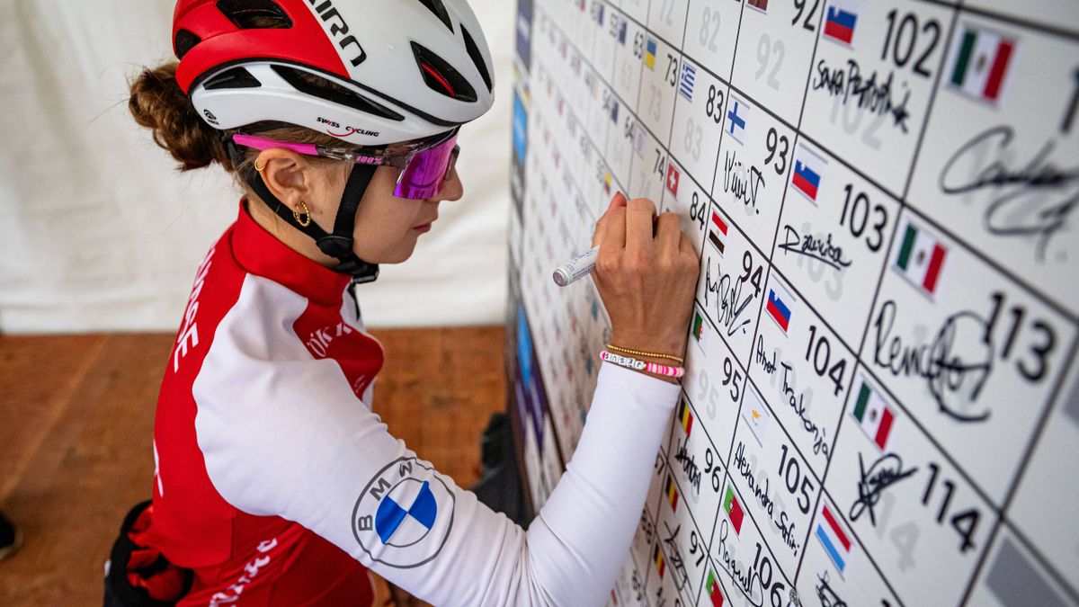 Rad-WM: Schweizer Juniorin Muriel Furrer (†18) nach Sturz im ...