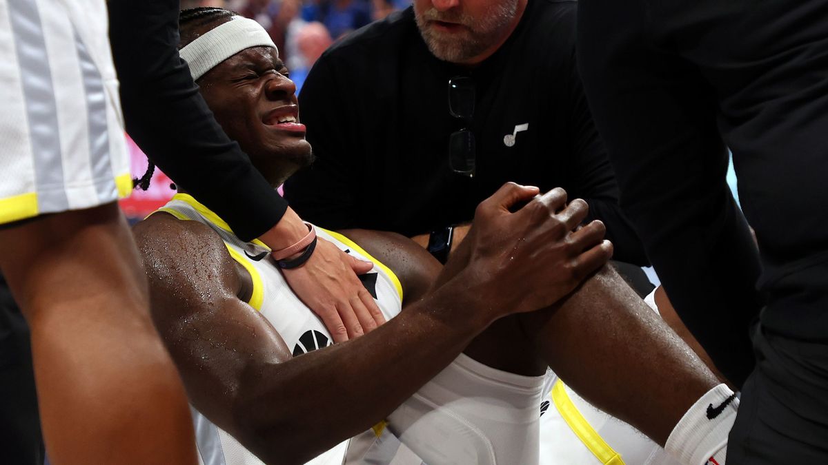 NBA. Taylor Hendricks doznał bardzo poważnej kontuzji w meczu Dallas ...