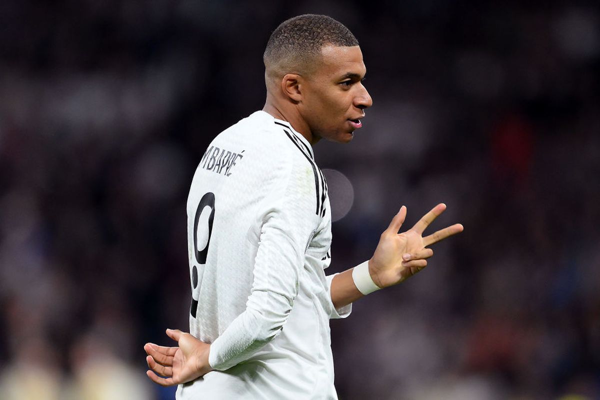 Kylian Mbappé schießt Manchester City mit Dreierpack aus Champions ...
