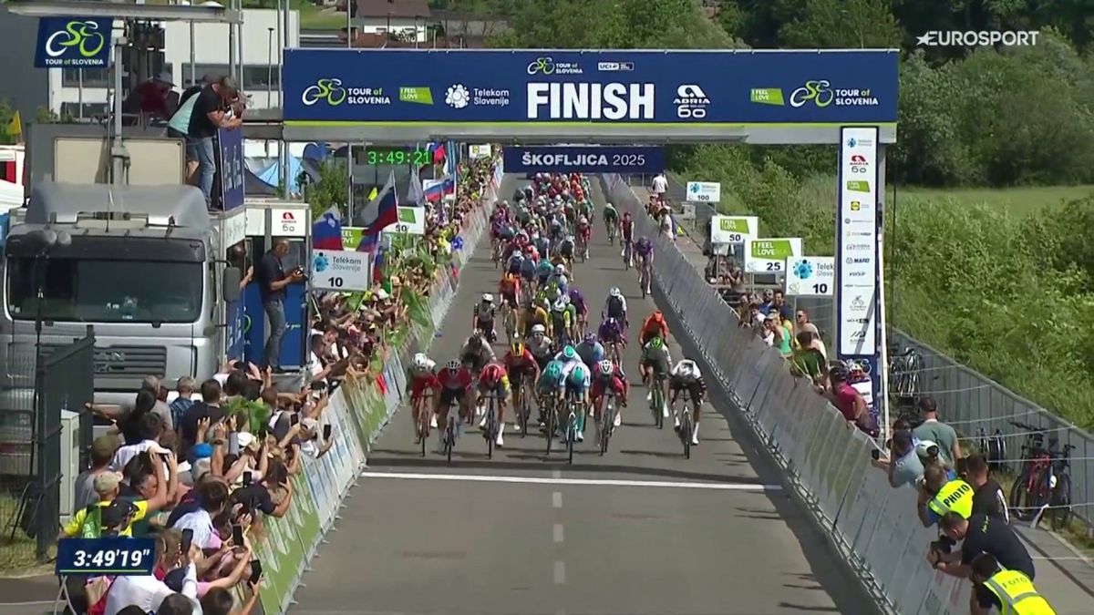 Dylan Groenewegen laat er geen gras over groeien en weet wat hij op 5 ...