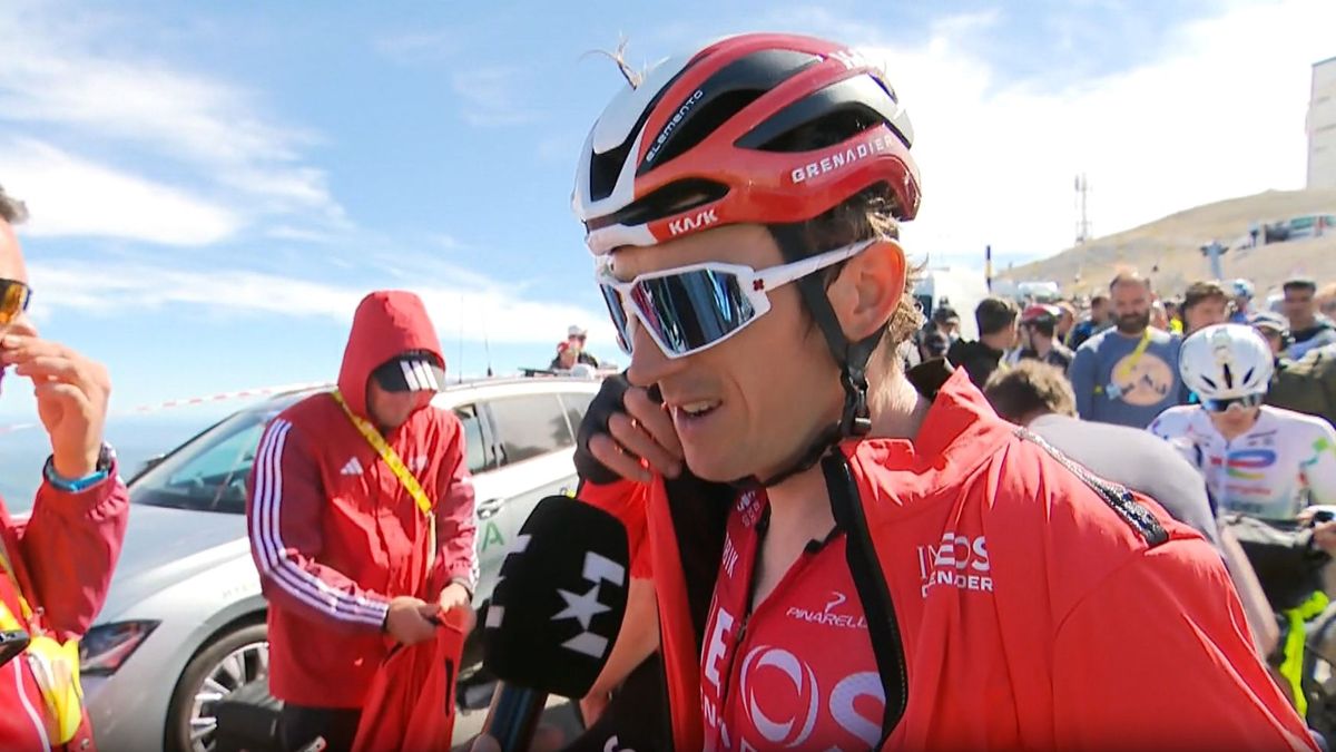 Geraint Thomas neemt afscheid in speciaal door hem zelf ontworpen tenue ...