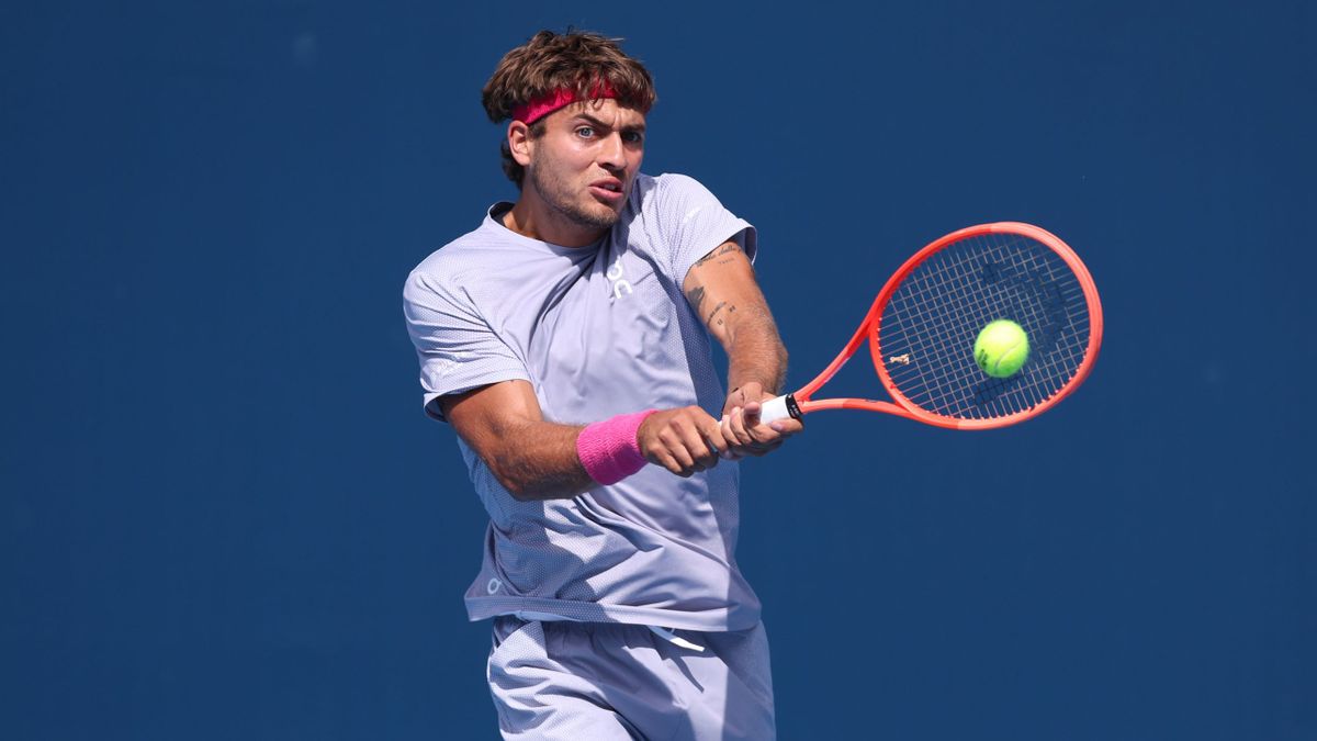 Cobolli batte Rublev 7-6 6-3 rimontando in entrambi i set, è al secondo ...