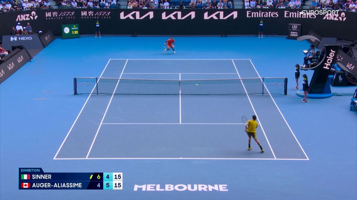 Australian Open 2026, clamoroso a Melbourne! Felix Auger-Aliassime si ...