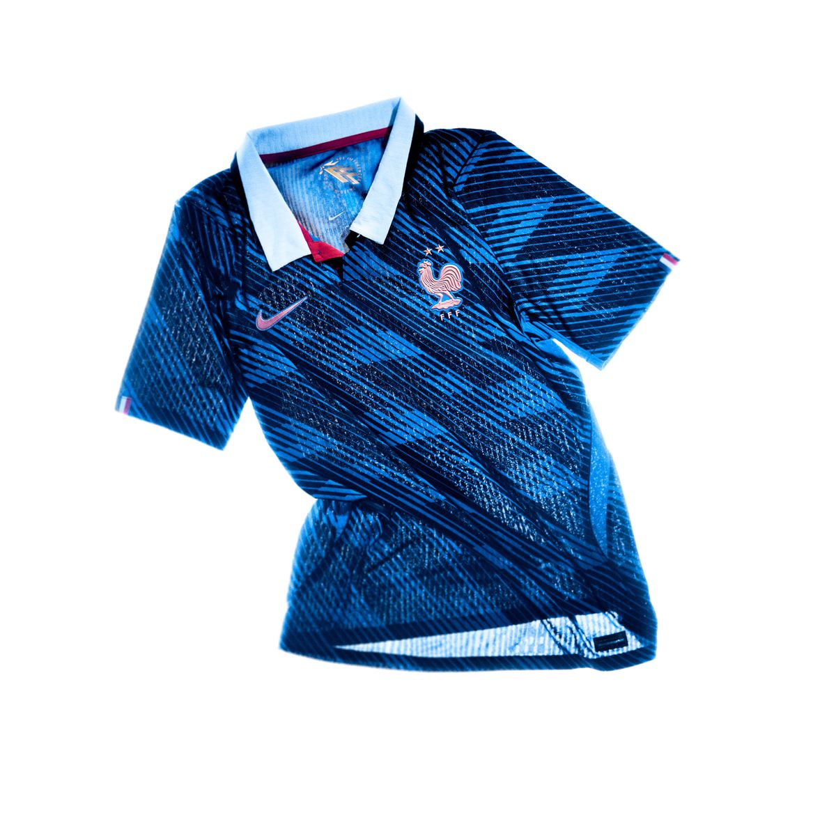 Coupe du monde I Équipe de France I Du bleu traditionnel, du blanc et ...