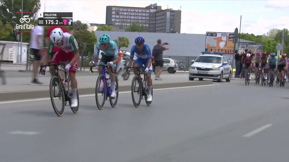 Giro d'Italia 2026 - Paul Magnier vince anche la terza tappa e fa ...