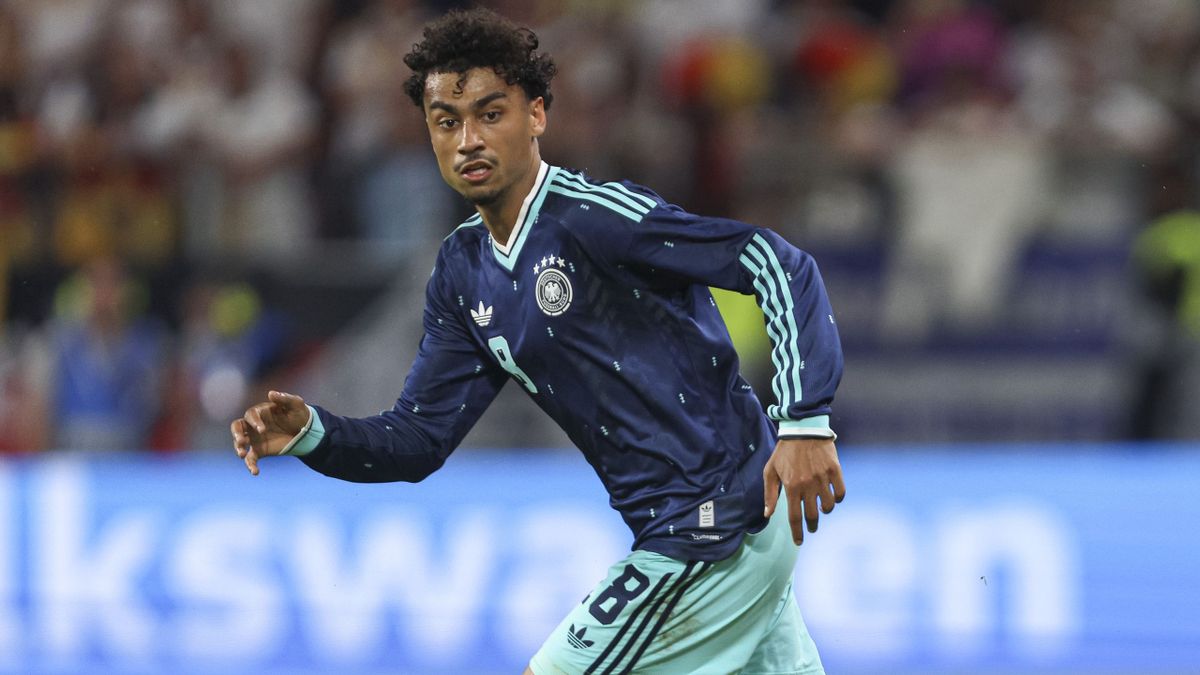 Keeper Daniel Peretz bleibt beim FC Southampton: Bayern-Spiele wechselt ...