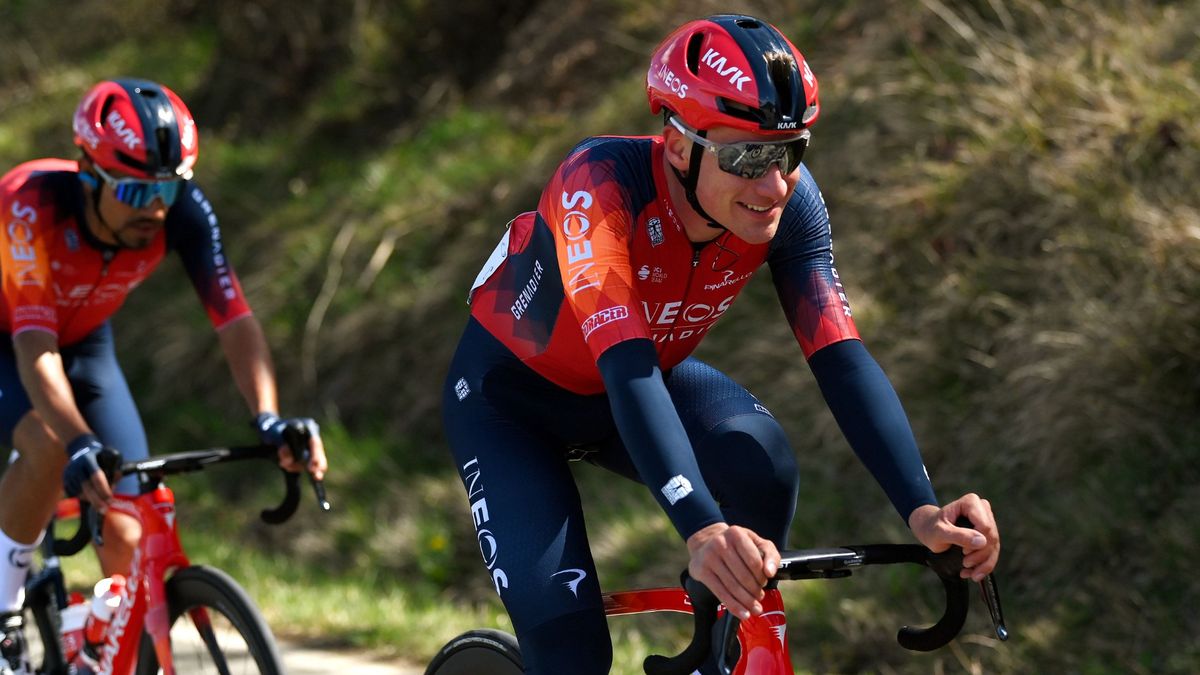 La prima tappa è della Ineos Grenadiers: a Labastida vince Ethan Hayter ...