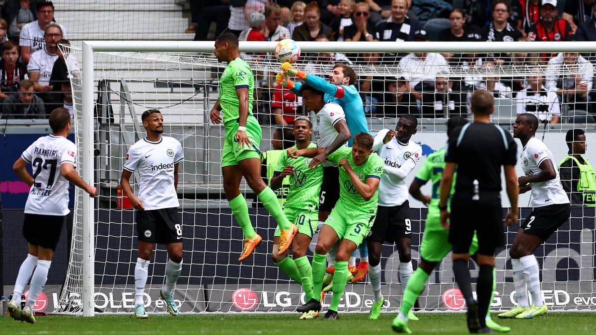 VfL Wolfsburg feiert ersten Sieg bei Eintracht Frankfurt - Maxence ...