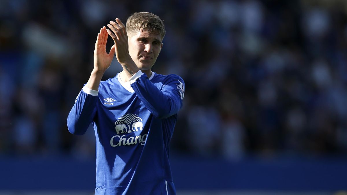 Everton stand firm on John Stones despite third Chelsea bid - Eurosport