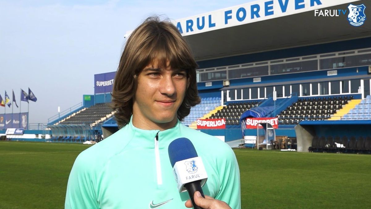 Alexandru Stoian, juniorul debutat de Hagi la 14 ani, la un pas de a ...