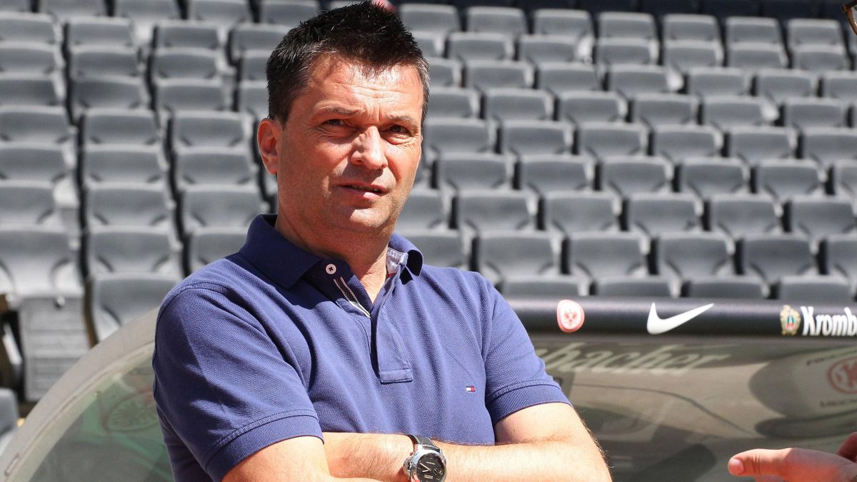 Schalke 04: Manager Christian Heidel sieht Probleme mit der Mentalität ...
