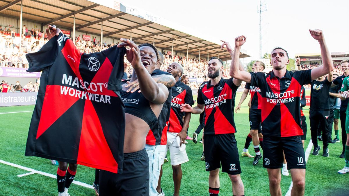 Eredivisie | Historische promotie Almere City – Twente gaat Europa in ...
