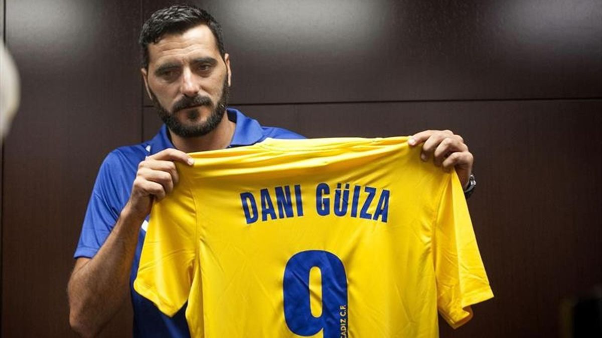 Insultos a Güiza en su presentación con el Cádiz - Eurosport