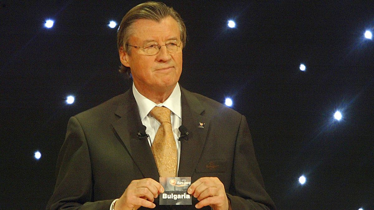 Ex-Generalsekretär Gerhard Aigner kann sich an FIFA-Zahlung für Michel ...