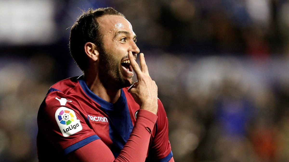 Esordio favoloso di Pazzini: gli bastano 12' per segnare al Real Madrid ...