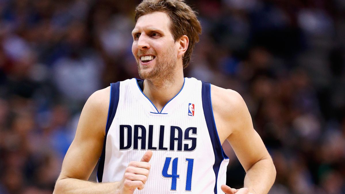 Dirk Nowitzki prolonge pour trois ans à Dallas et renonce à 16 millions ...