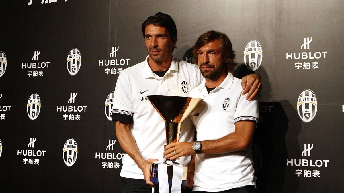 Da Buffon a Totti: "Pirlo campione unico, grazie Maestro" - Eurosport
