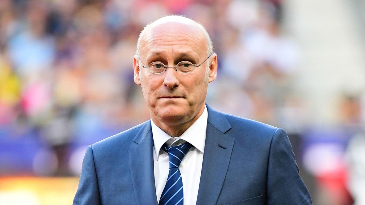 Bernard Laporte: "Quand tu portes le maillot de l'équipe de France, tu ...