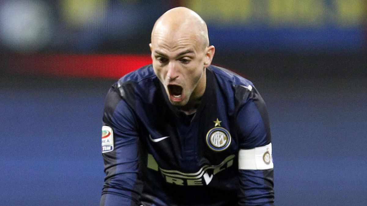 Leicester Sign Argentina Midfielder Cambiasso On Loan Eurosport