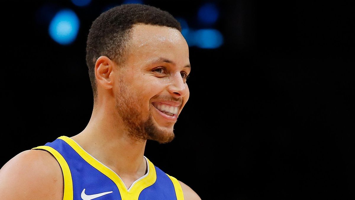 Pour Stephen Curry, l'Homme n'est jamais allé sur la Lune - Eurosport