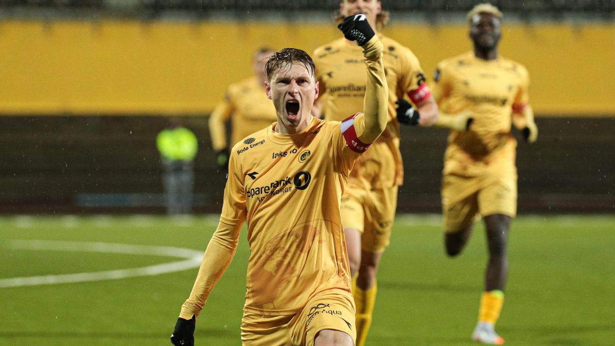 Junker scoret i Japan-debuten - Eurosport