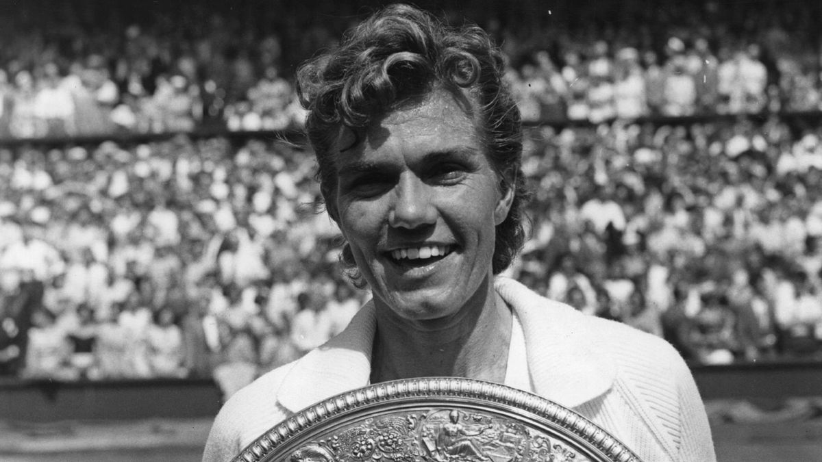Tennis, Muore Shirley Fry: in carriera aveva vinto tutti e 4 gli Slam ...