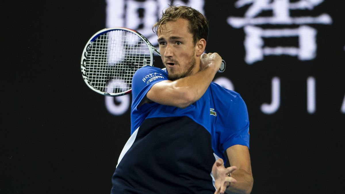 Medvedev tient son rang avant de défier Wawrinka - Eurosport