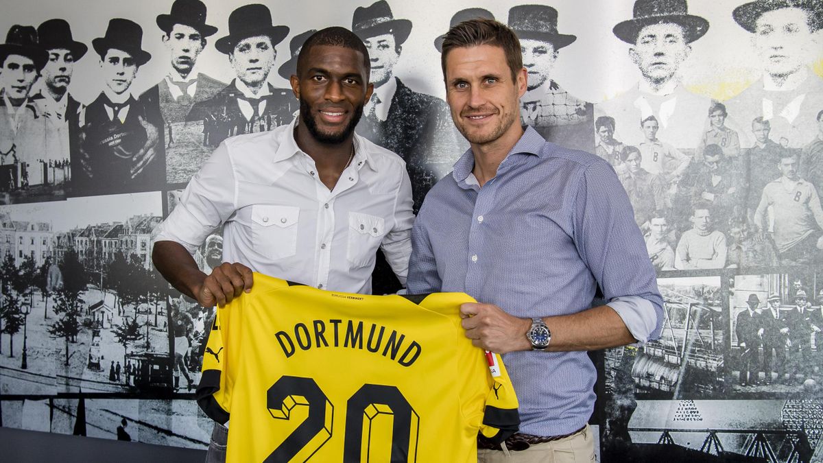 BVB - Wechsel von Anthony Modeste perfekt: Borussia Dortmund ...