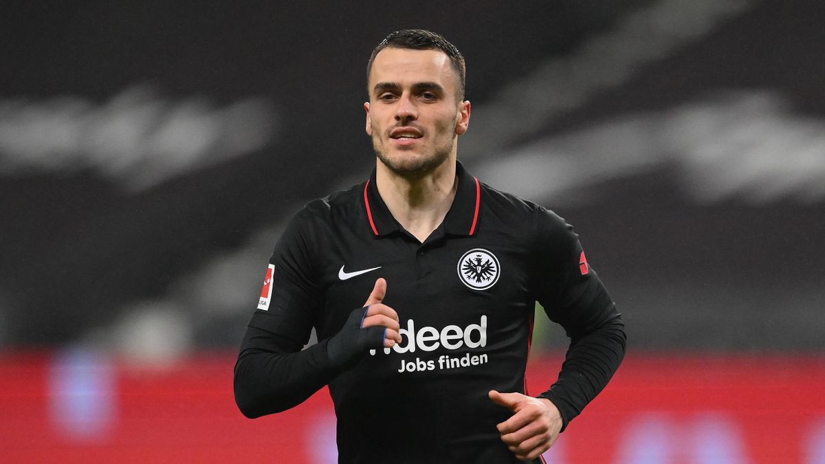 Filip Kostic im Blickfeld von Juventus Turin - Juve unterbreitet ...