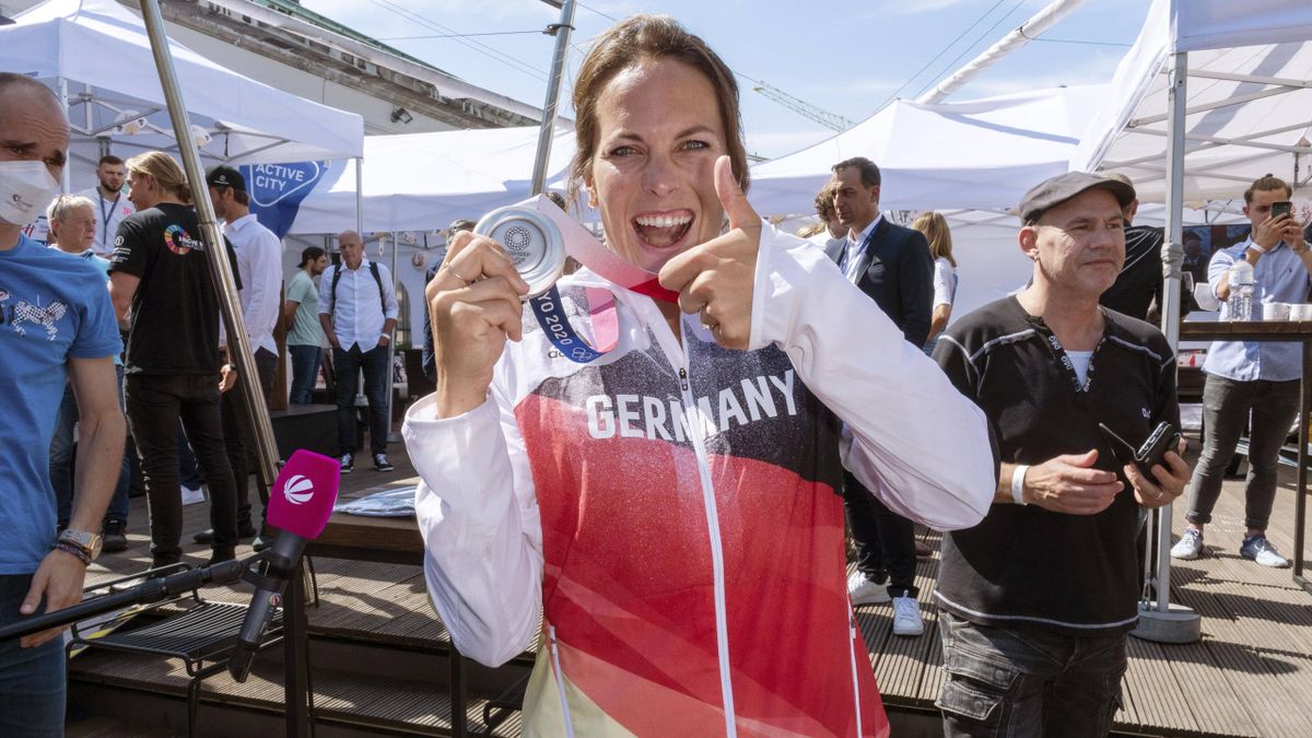 The Ocean Race 2022-23: Susann Beucke als erste deutsche Seglerin am Start - Deutsche auf Holcim ...