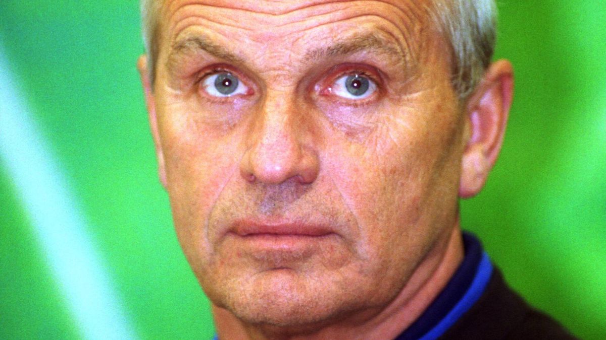 Danimarka futbolunun efsanesi Richard Moller Nielsen hayatını kaybetti ...