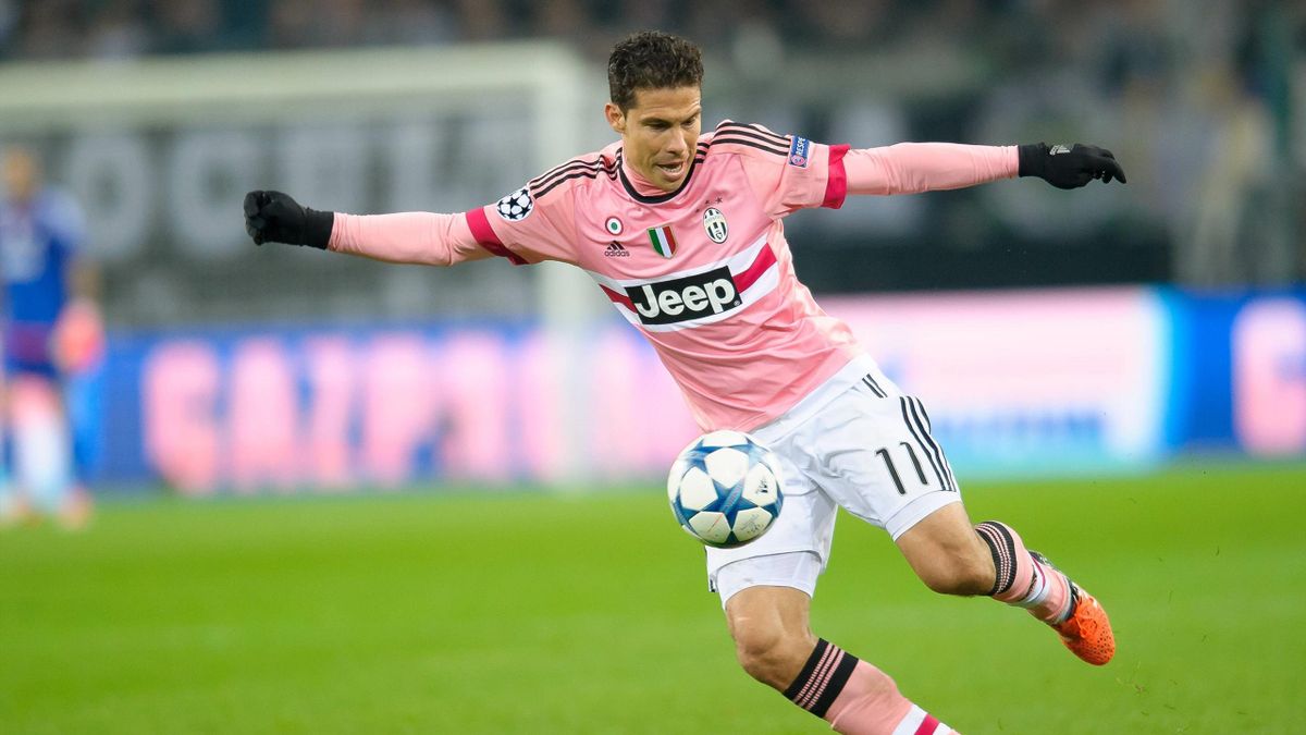 La Juventus officialise le transfert d'Hernanes en Chine - Eurosport